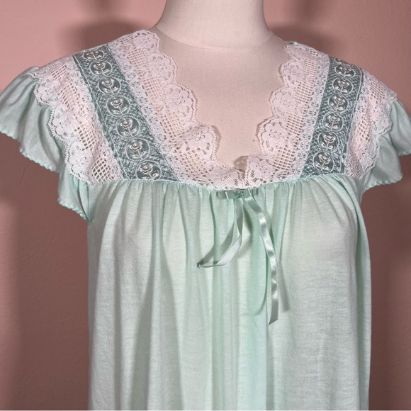 Vintage | Intimates & Sleepwear | Vintage Retro Vandermere Cottagecore ...